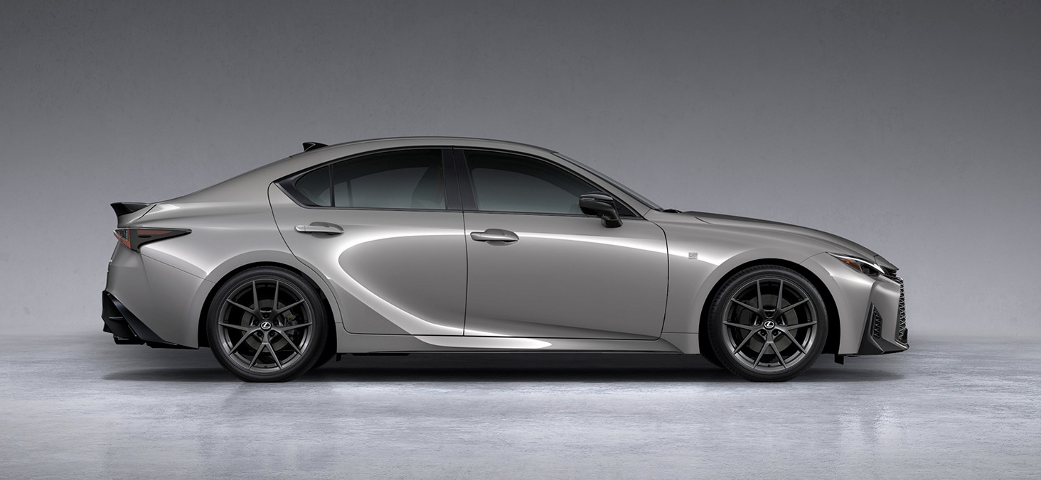 【2026年完全版】新型レクサスIS300h発売徹底解剖！価格・スペック・競合比較 | カーディーラーのブログ